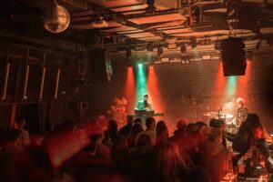 Top 5 cluburi de noapte (best night clubs) in Bucuresti